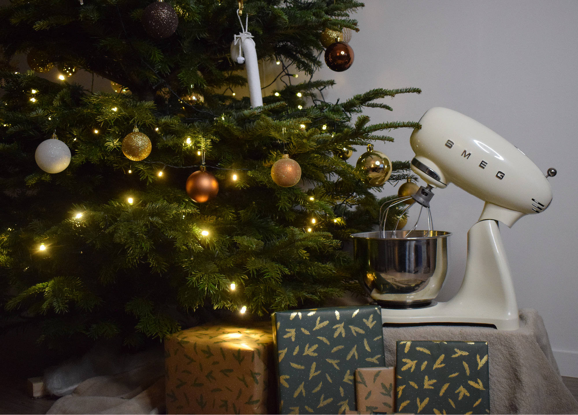 SMEG propose des idées de cadeaux pour accompagner les robots sur socle ...
