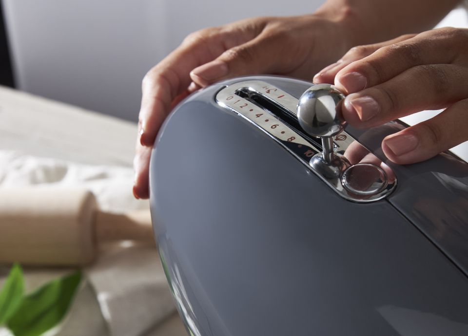 Stand Mixer - Food Mixer - Electric | Smeg UK