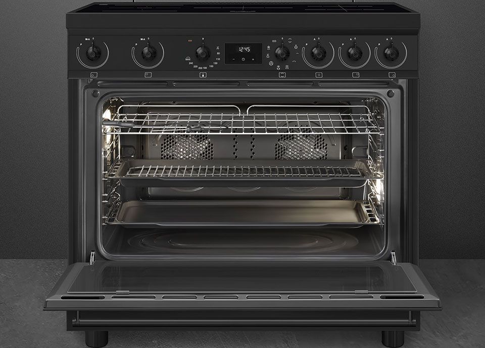 Matte Black - Range Cooker - Hood - Kitchen Appliances | Smeg UK