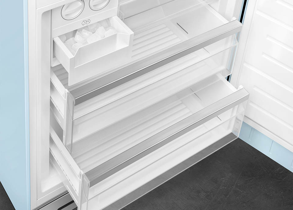 Smeg Refrigerators |Fridges and Freezers