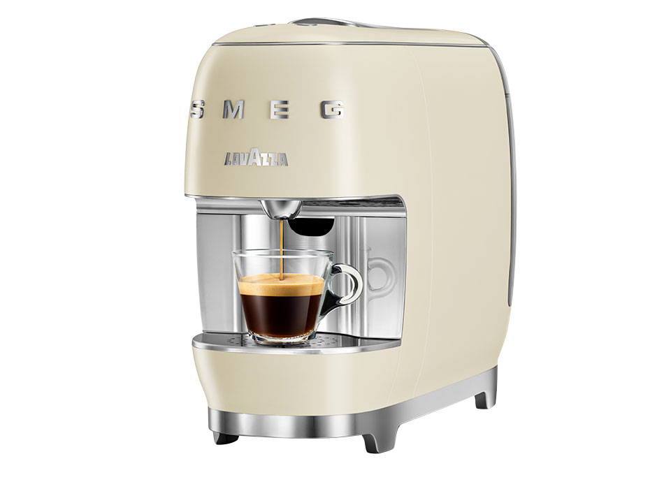 Lavazza Smeg Coffee Pod Machine | Red | 18000456