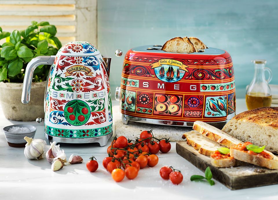Christmas Gift Guide - Smeg Kitchen Appliance Gifts | Smeg UK