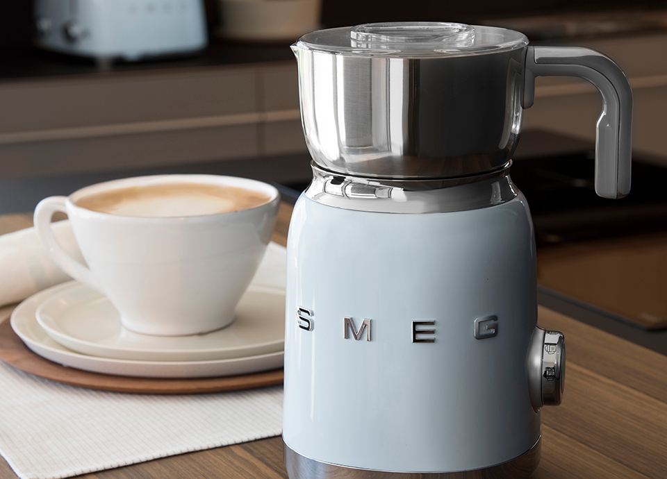 Máquinas de café | Máquinas de café expresso ou de filtro | Smeg | Smeg ...
