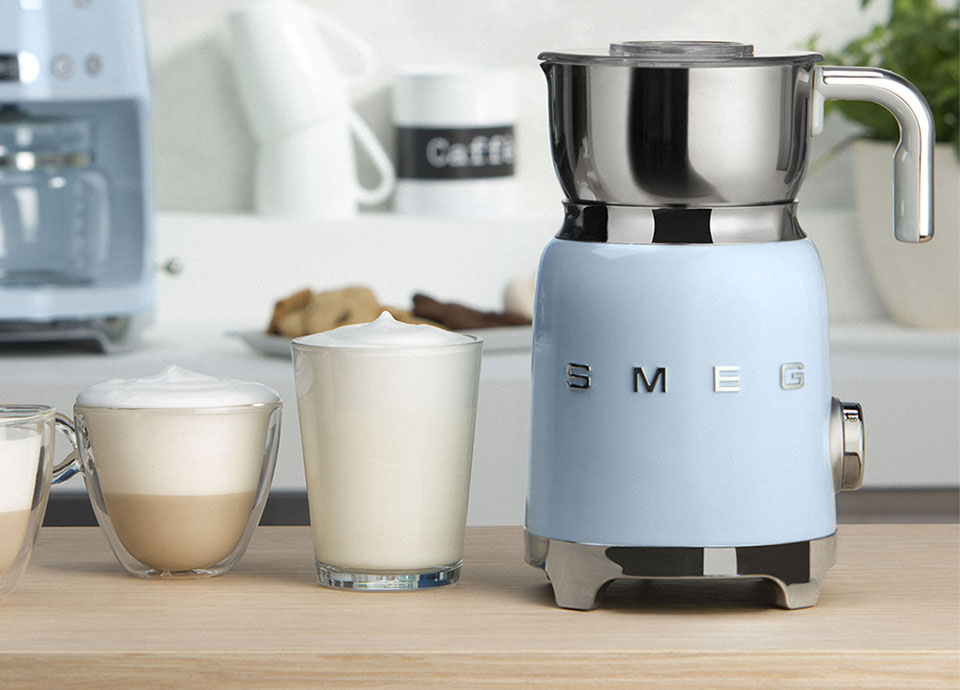 Smeg | MFF01 retro milk frothers, the perfect accessory for any coffee ...
