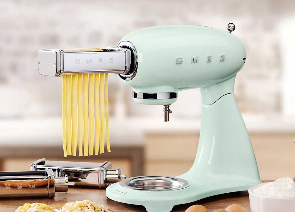 Smeg Stand Mixers | Small Appliances | Smeg Australia