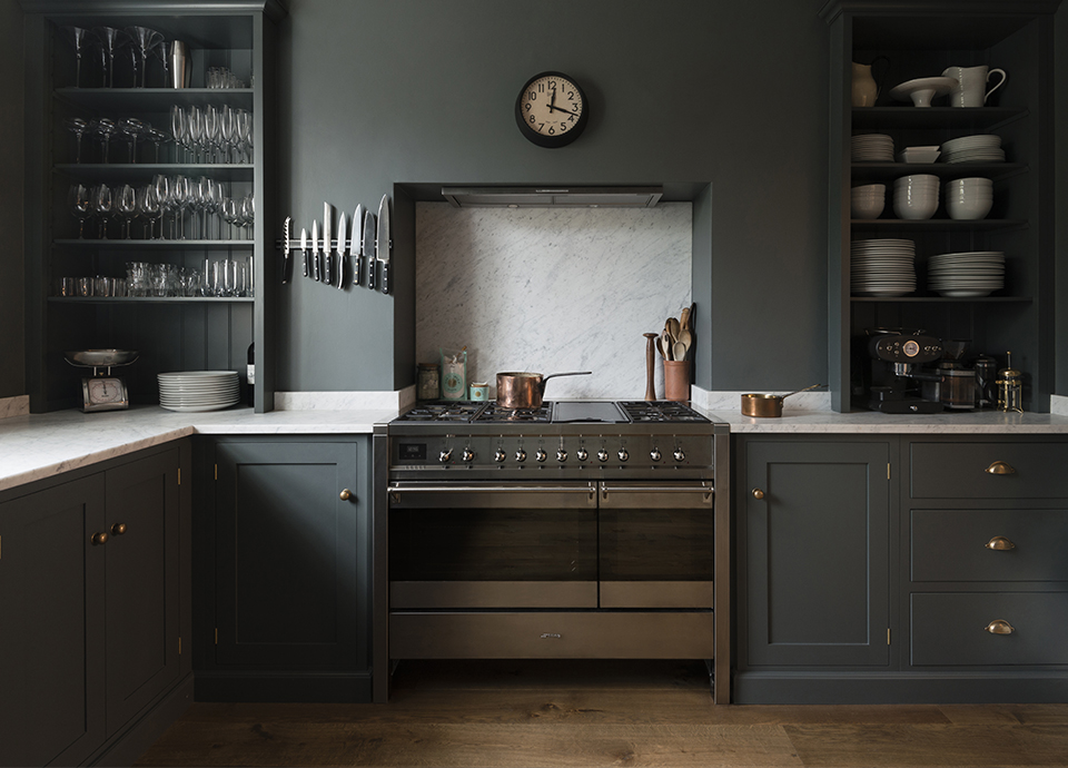 Smeg & deVOL Handmade Kitchens