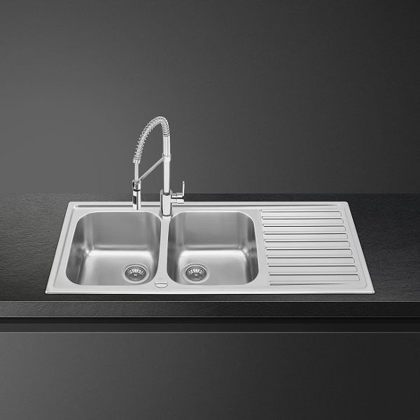 Lavelli da cucina Smeg eleganza e design moderno