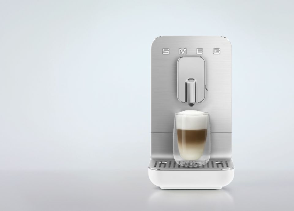 brx:postcardDeskLarge