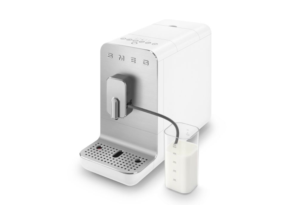 Espresso Coffee Machine Black BCC13BLMEU | Smeg.com