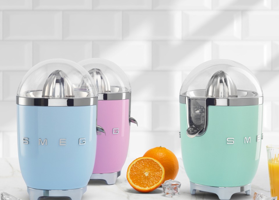 Smeg Pastel blue Citrus Juicer CJF11PBEU