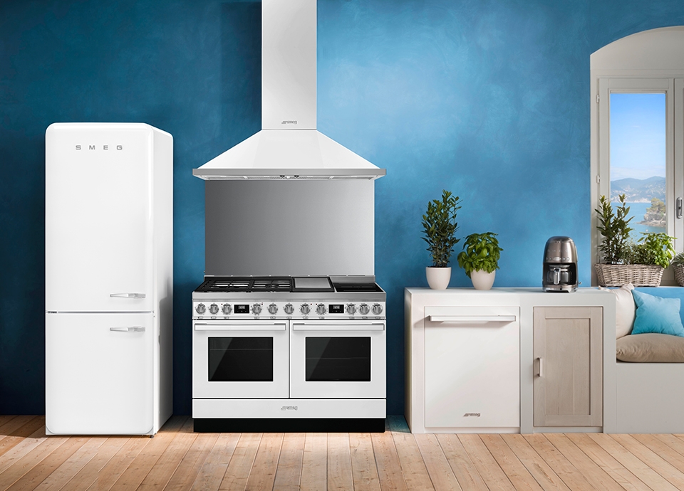 Cappa decorativa a muro 90 cm KPF9X Smeg