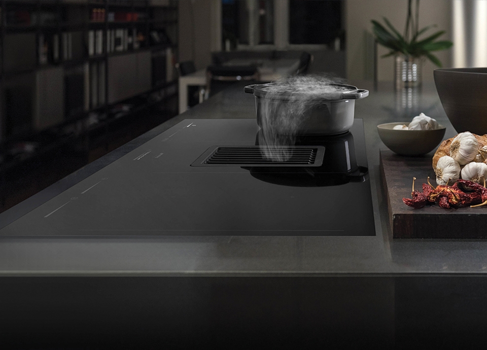 Induction with integrated rangehood Hob 80 cm HOBD682R1 Smeg