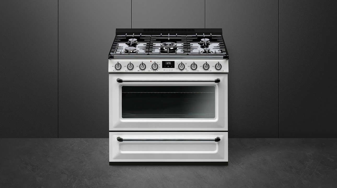 Smeg Victoria Aesthetic - Range Cooker - Retro | Smeg Canada