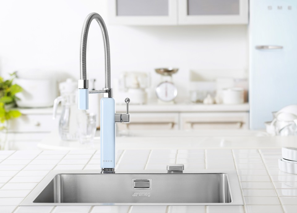 A RAINBOW OF SMEG COLOURS WITH THE NEW MIXER TAPS | Smeg.com